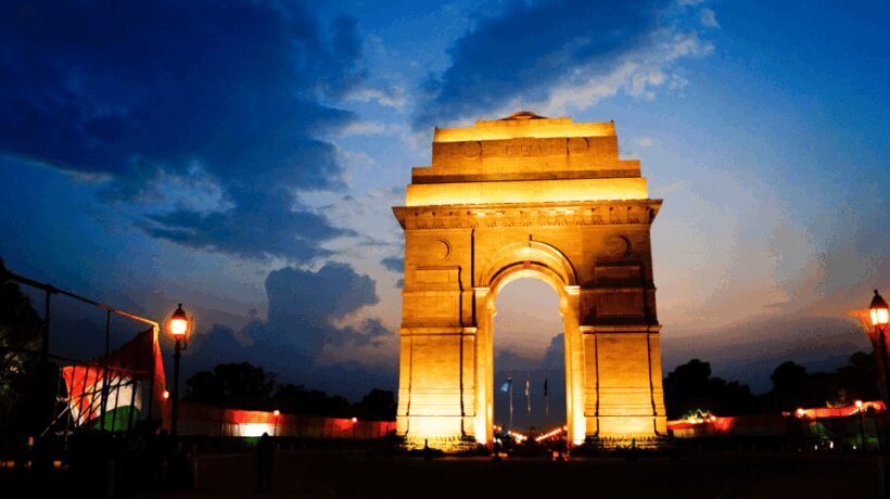 Delhi: Night View Tour with India Gate, Rashtrapati Bhavan - The Sum Up
