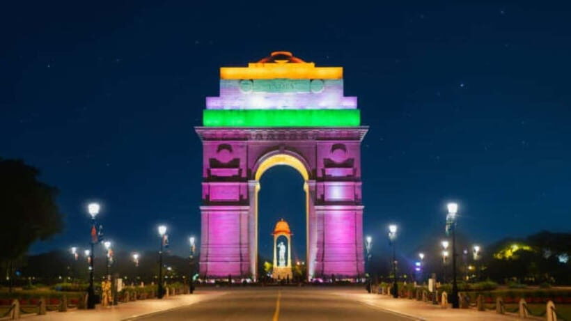 Delhi: Old and New Delhi Private Full Day Tour By Car - Key Points
