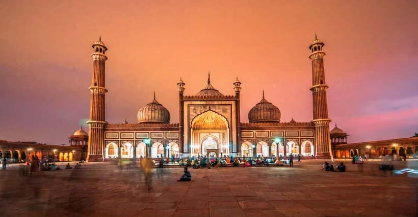 Delhi: Old Delhi Cultural Tour with Gandhi Memorial - Exploring Chandni Chowk: The Market’s Sensory Overload