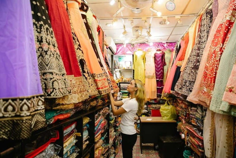 Delhi: Old Delhi Guided Tour with Rickshaw & Entry Tickets - Who Is This Tour Best For?