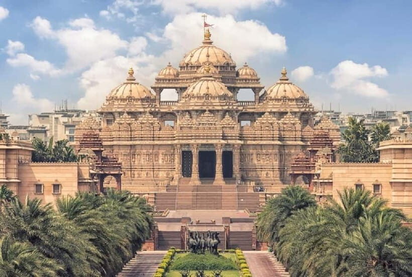 Delhi: Private Full-Day City Tour of Old and New Delhi - Key Points