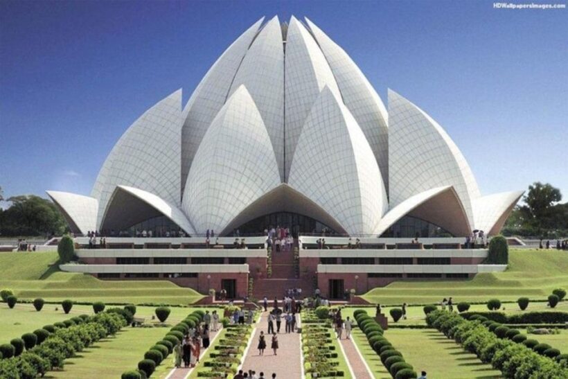 Delhi: Private Guided City Tour of Old and New Delhi - A Practical Guide to Delhi in a Day