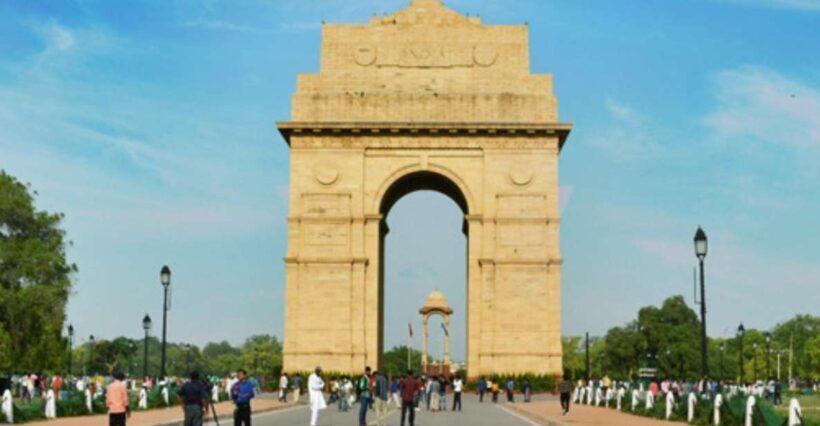 Delhi: Private Guided Day Tour of Old and New Delhi - What to Expect from the Tour