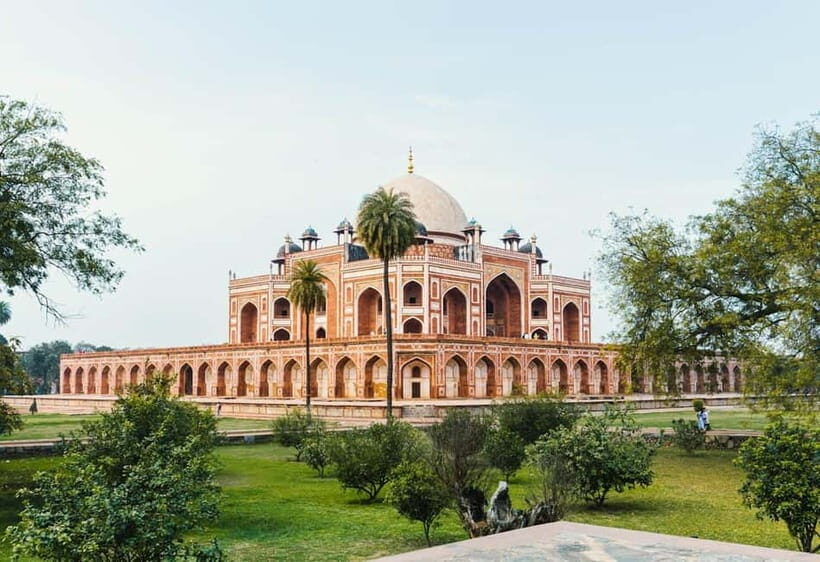 Delhi: Private Half-Day Tour of New Delhis Top Sights - A Deep Dive into the Itinerary