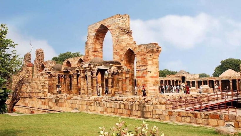 Delhi: Qutub Minar UNESCO World Heritage Site Walking Tour - Key Points
