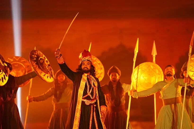 Delhi: Red Fort Light and Sound Show Guided Tour - The Illumination: Nighttime Magic