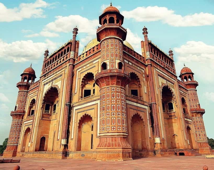 Delhi: Safdarjungs Tomb Guided Walking Tour - Key Points