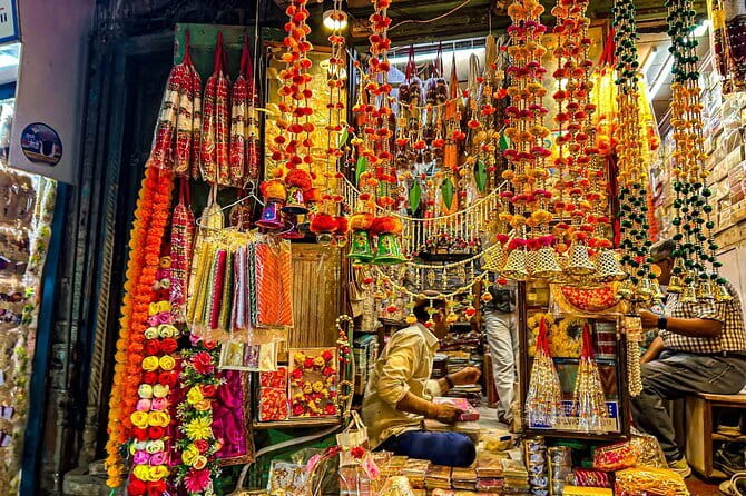 Delhi Shopping Experience with a Local Guide - Chawri Bazaar: Traditional Crafts and Ceremonial Goods