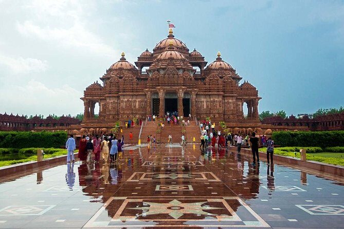 Delhi Temples and Spiritual Sites: Private 6 Hours Tour - Key Points