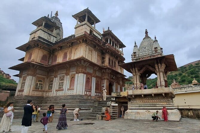 Delhi to Jaipur Pink City Tour with Government Approved Guide - Who Is This Tour Best For?