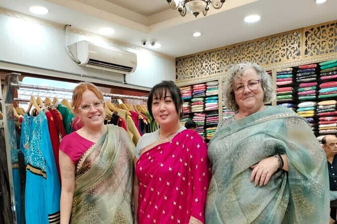 Delhi : Wedding Shopping Tour with Female Guide - Exploring the Itinerary in Detail