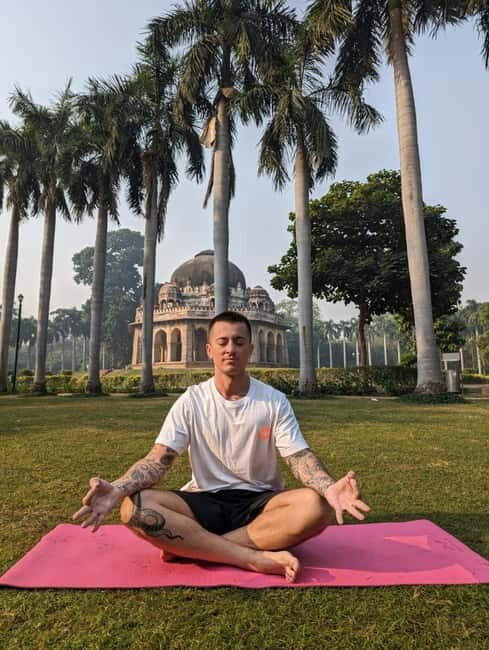 Delhi: Yoga in Lodhi Garden - Key Points