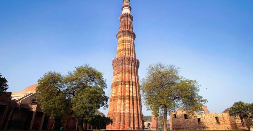 Delhi:Old & New Delhi Private Guided Day Trip with Transfers - Analyzing the Value