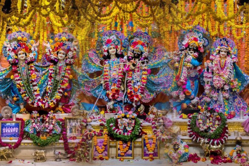 Delhi's Temples and Spiritual Sites Day Tour - A Well-Rounded Introduction to Delhi’s Spiritual Heritage