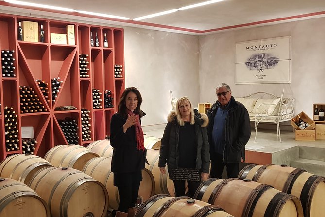 Delightful Tuscany wine experience in charming places - Key Points