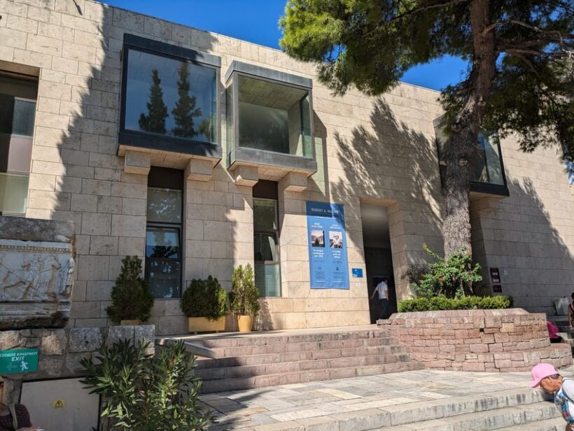 Delphi and Hosios Loukas Monastery: Private Tour from Athens - An In-Depth Look at the Tour Experience