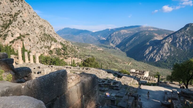 Delphi: Archaeological Site & Museum Ticket with Audio Tour - Key Points