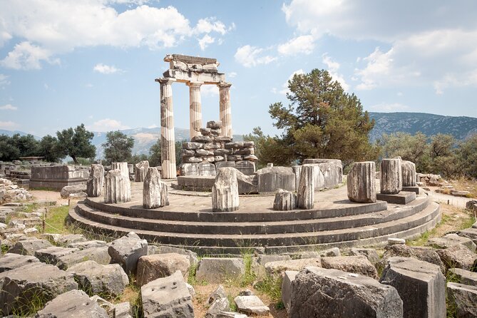 Delphi Guided Small Group Day Tour from Athens - Who Should Consider This Tour?