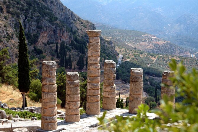 Delphi One Day Trip From Athens - Group Size and Exploration Time