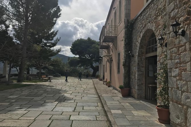 Delphi Private Full-day trip from Athens - Key Points