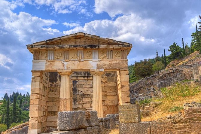 Delphi/Thermopylae Private Day Tour from Athens/Pireaus - Practical Considerations