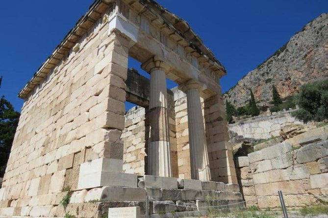 Delphi With Professional English Guide and Transportation - Inclusions and Highlights