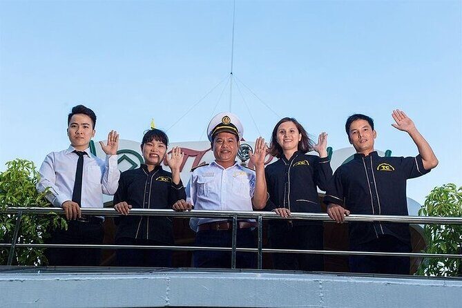 DELUXE Halong Full-Day Tour with 06 Hours on Bay & Lunch Meal - Authentic Experiences and Authenticity