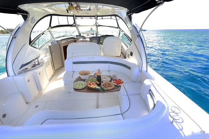 Deluxe Private Boats - 40 ft Sea Ray - FAQ