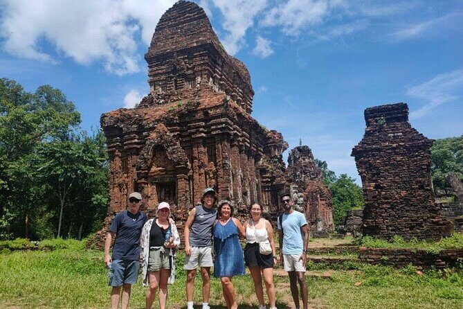 Deluxe Small Group Tour: My Son Holyland & Hoi An River Cruise - FAQs