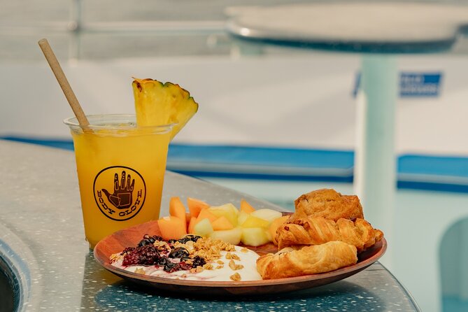 Deluxe Snorkel & Dolphin Watch Aboard a Luxury Catamaran from Kailua-Kona - What Travelers Are Saying