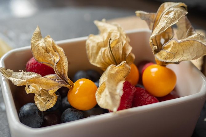 Deluxe Whiskey and Food Tasting in Dublin - Personalized Small-Group Experience