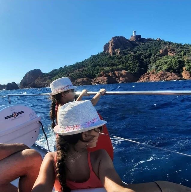Denia: Cova Tallada Catamaran Tour and Swimming Stop - Key Points