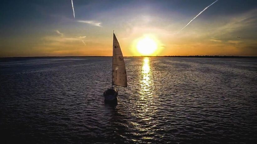 Denia: Sunset Electric Sailboat Cruise with Dolphin Spotting - An In-Depth Look at the Denia Sunset Electric Sailboat Experience