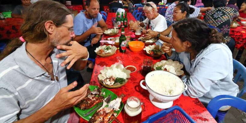 Denpasar: Night Street Food Walking Tour - Key Points