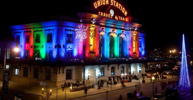 Denver: Holiday Lights & Sights Bus Tour - The Experience from the Traveler’s Perspective