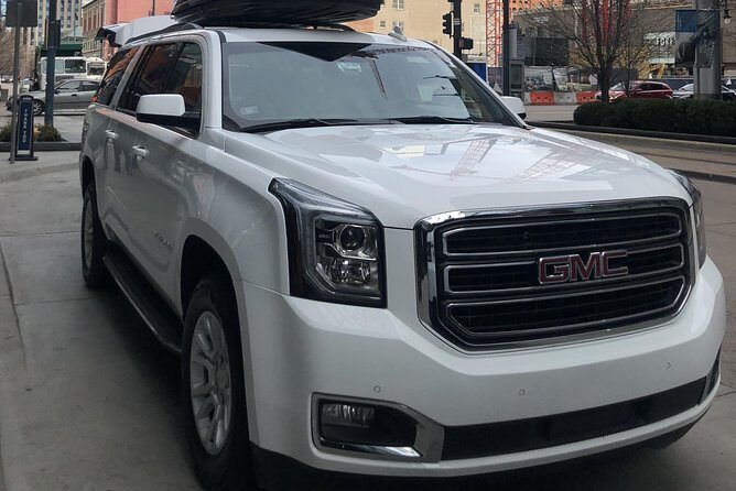 Denver International Airport to Vail Transportation, Private SUV's & Van's - Seamless Airport to Mountain Transfer