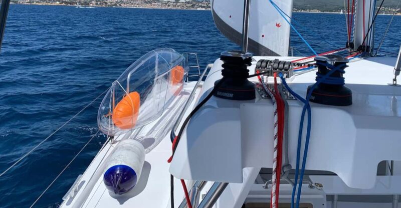 Departure from BRUSC: full-day catamaran cruise - FAQ