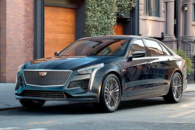 Departure Private Transfer: Seattle to Seattle Airport SEA in Business Car - An In-Depth Look at the Seattle to SEA Airport Private Transfer