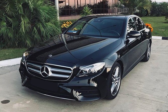 Departure Private Transfers from Bangkok to Bangkok Airport BKK in Business Car - The Experience in Detail