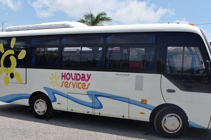 Departure Shuttle to Airport, Club Mobay Fast Track & VIP Lounge Combo - The Sum Up