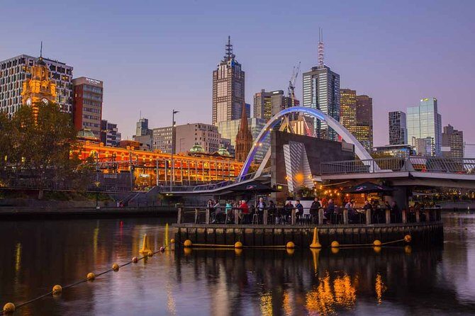 Departure Transfer from Melbourne to Melbourne Airport MEL in Van - Additional Information
