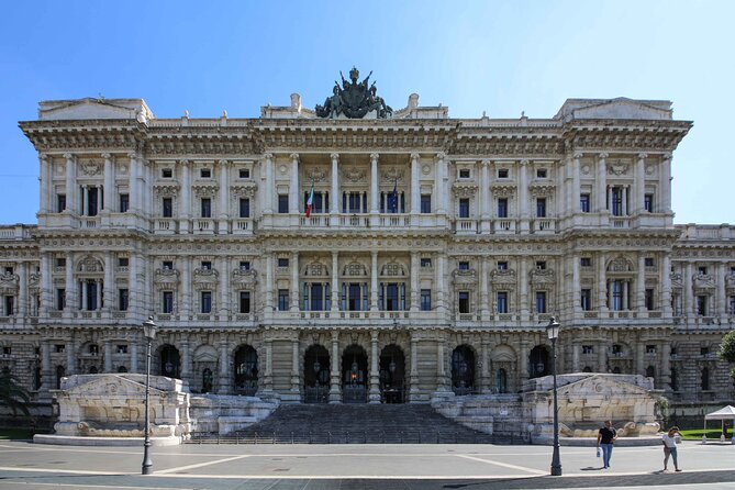 Departure Transfer from Rome to Rome Airport FCO in Private Van - FAQ