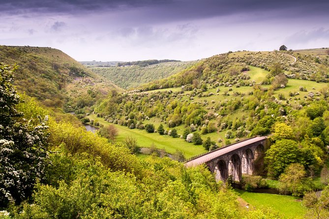 Derbyshire & the Peak District From Manchester - Visiting Notable Sites