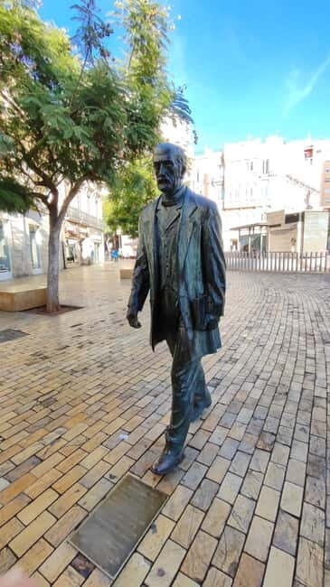 Descubriendo Almería: Un Viaje por la Historia y la Cultura - Who Should Consider This Tour?