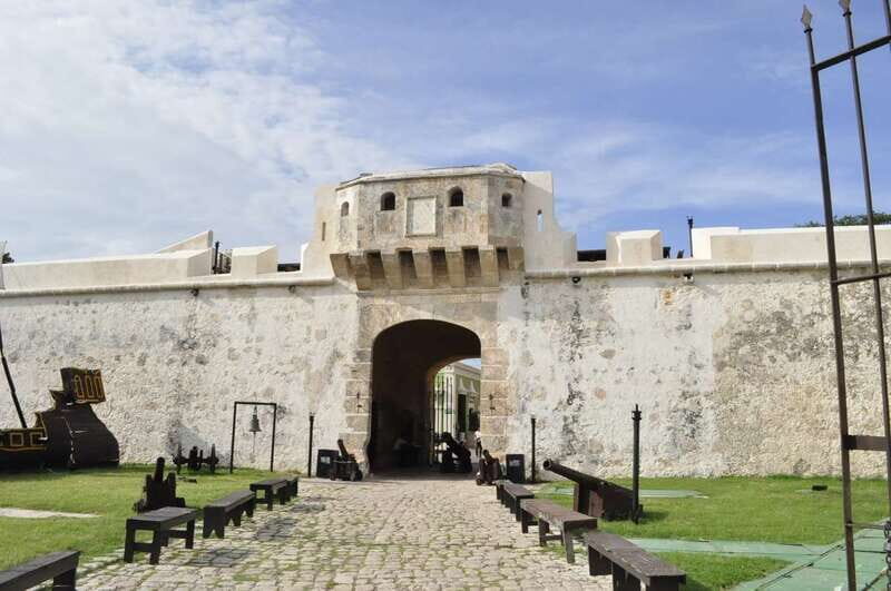 Desde Mérida: Becal and Campeche Guided Day Trip - Discovering the Hidden Gems of Campeche and Becal