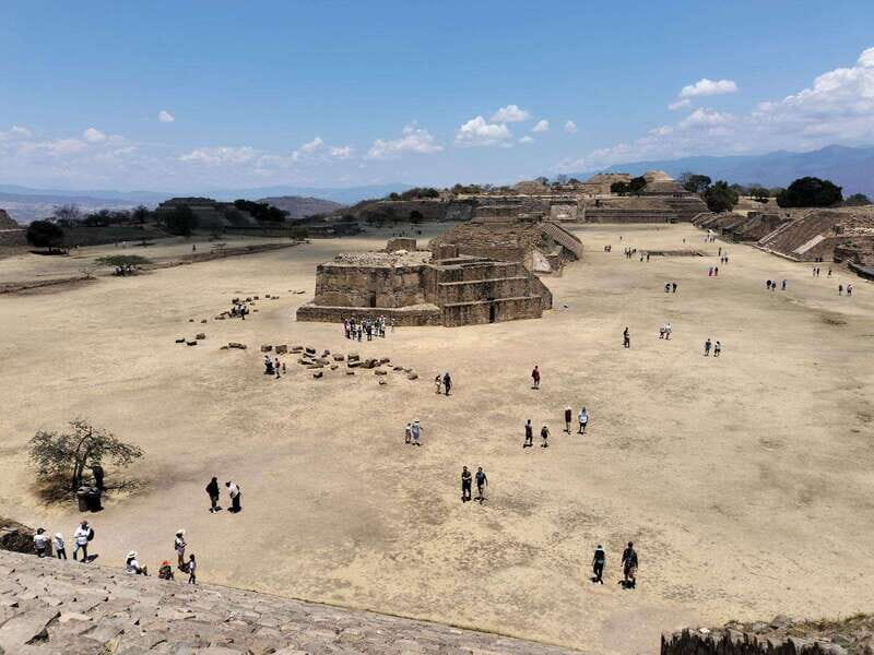 Desde Oaxaca: Monte Albán y el Arte Textil Zapoteca - Practical Details & Logistics