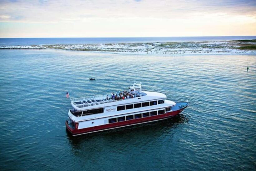 Destin: Sunset Dinner Cruise with Live Music - Key Points