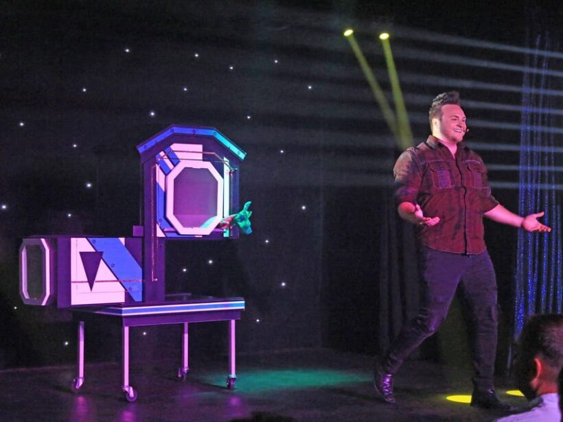Destin: The Maximum Magic Show Ticket - A Magical Night in Destin: An Honest Look at the Maximal Magic Experience
