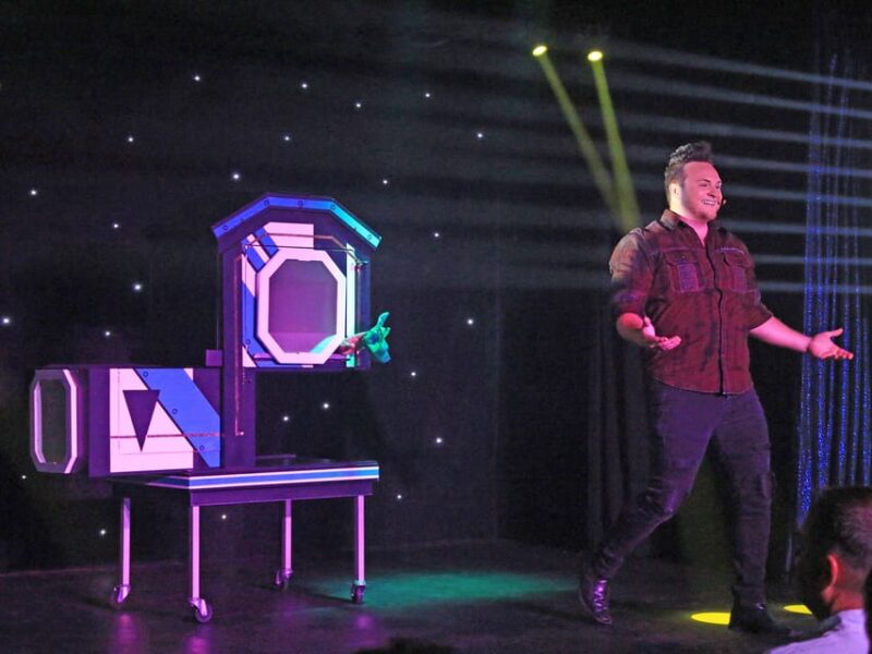 Destin: The Maximum Magic Show Ticket - The Itinerary: What to Expect During the Show