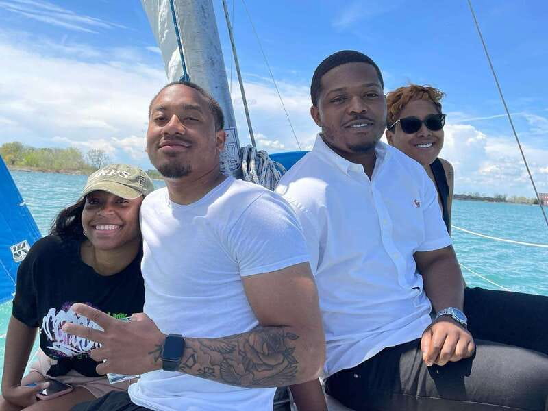 Detroit: Lake St. Clair Boat Cruise with Choice of Vessel - The Experience in Practice